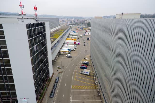 Air Freight Import Zurich ZRH | Air Cargo Handling & Customs | Vector ...
